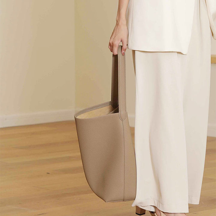 Six Ways to Shorten Leather Bag Strap without cutting – Regina